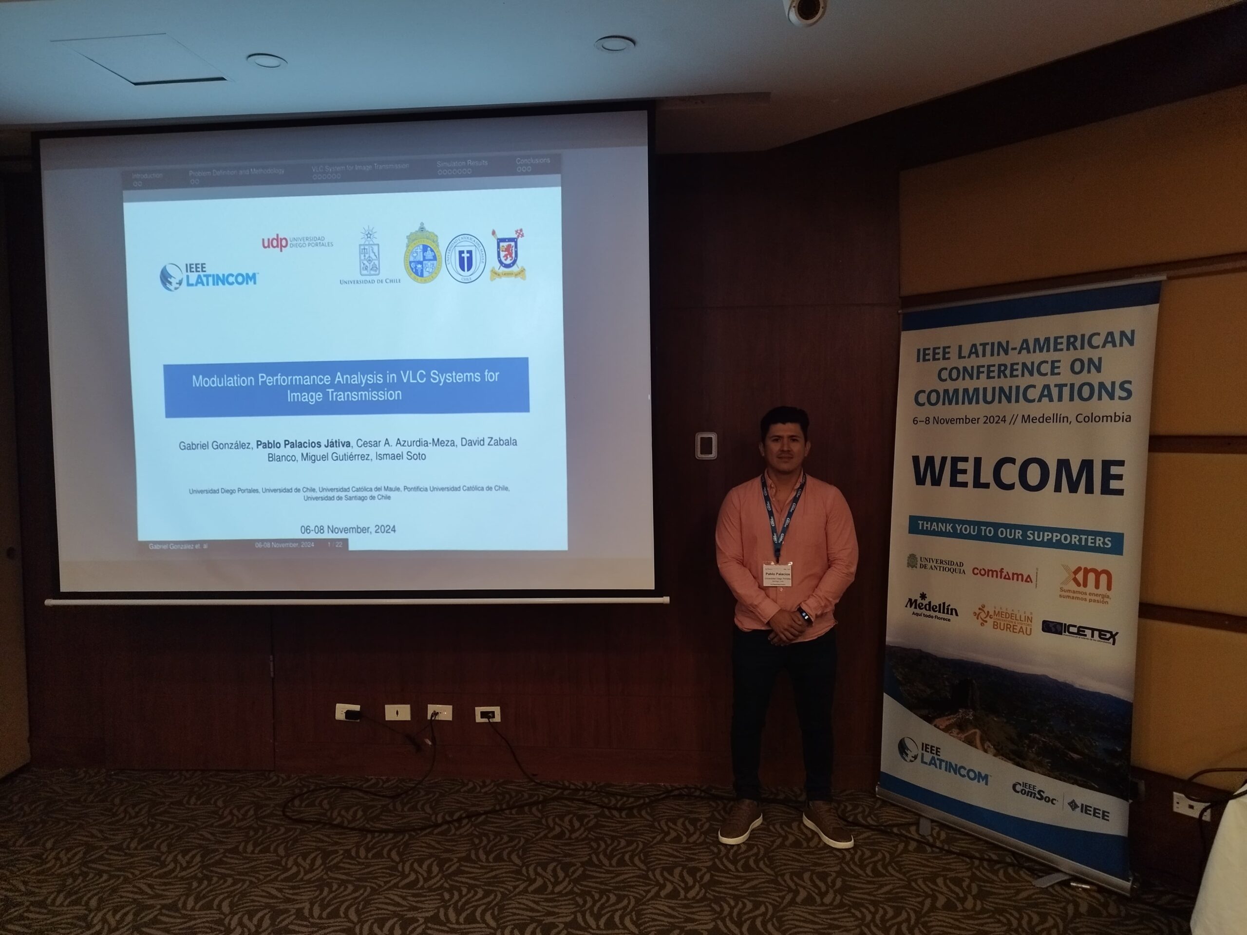 Profesor Pablo Palacios participó de LATINCOM 2024 en Colombia ...